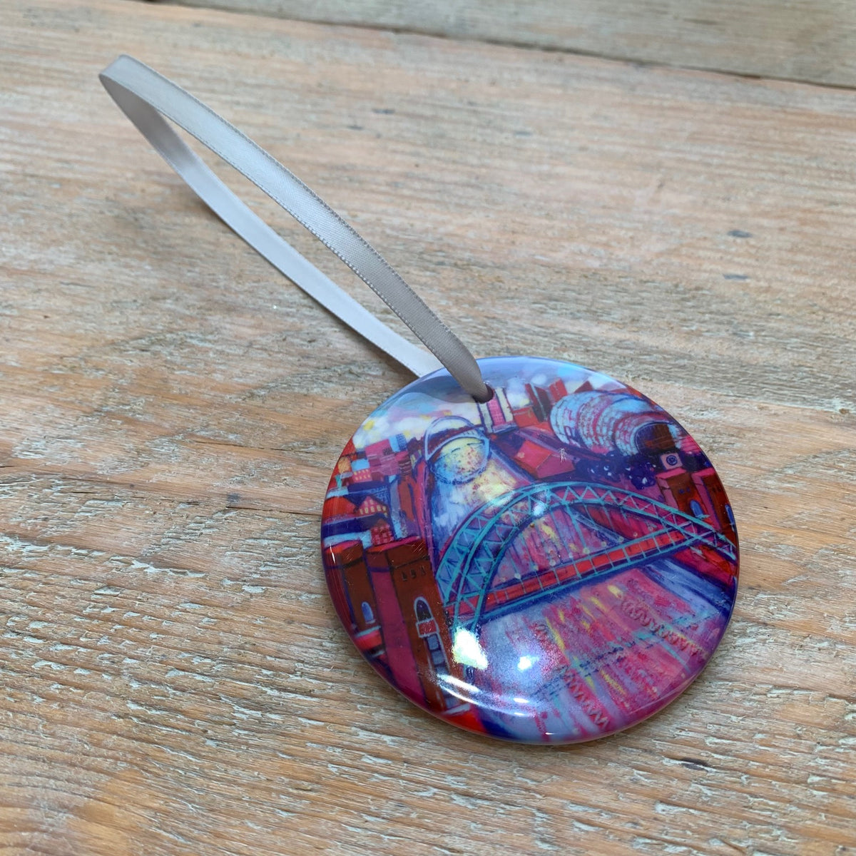 Newcastle in Pink - Ceramic Tree Decoration – Joanne Wishart